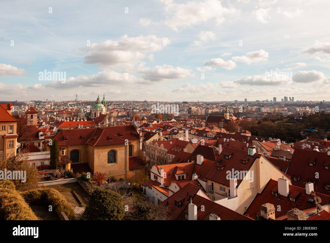 Cityscape residential building hi-res stock photography and images - Alamy