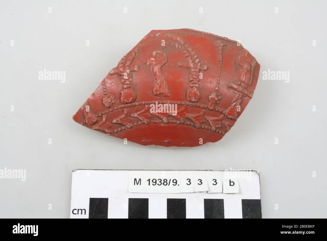 Roman pottery shard hi-res stock photography and images - Alamy
