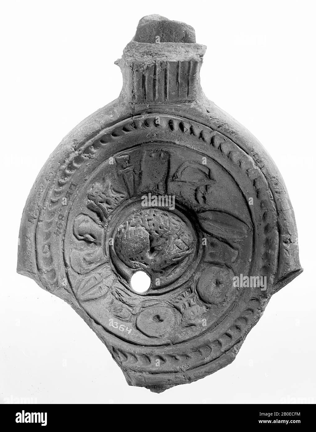 Small round objects hi-res stock photography and images - Alamy