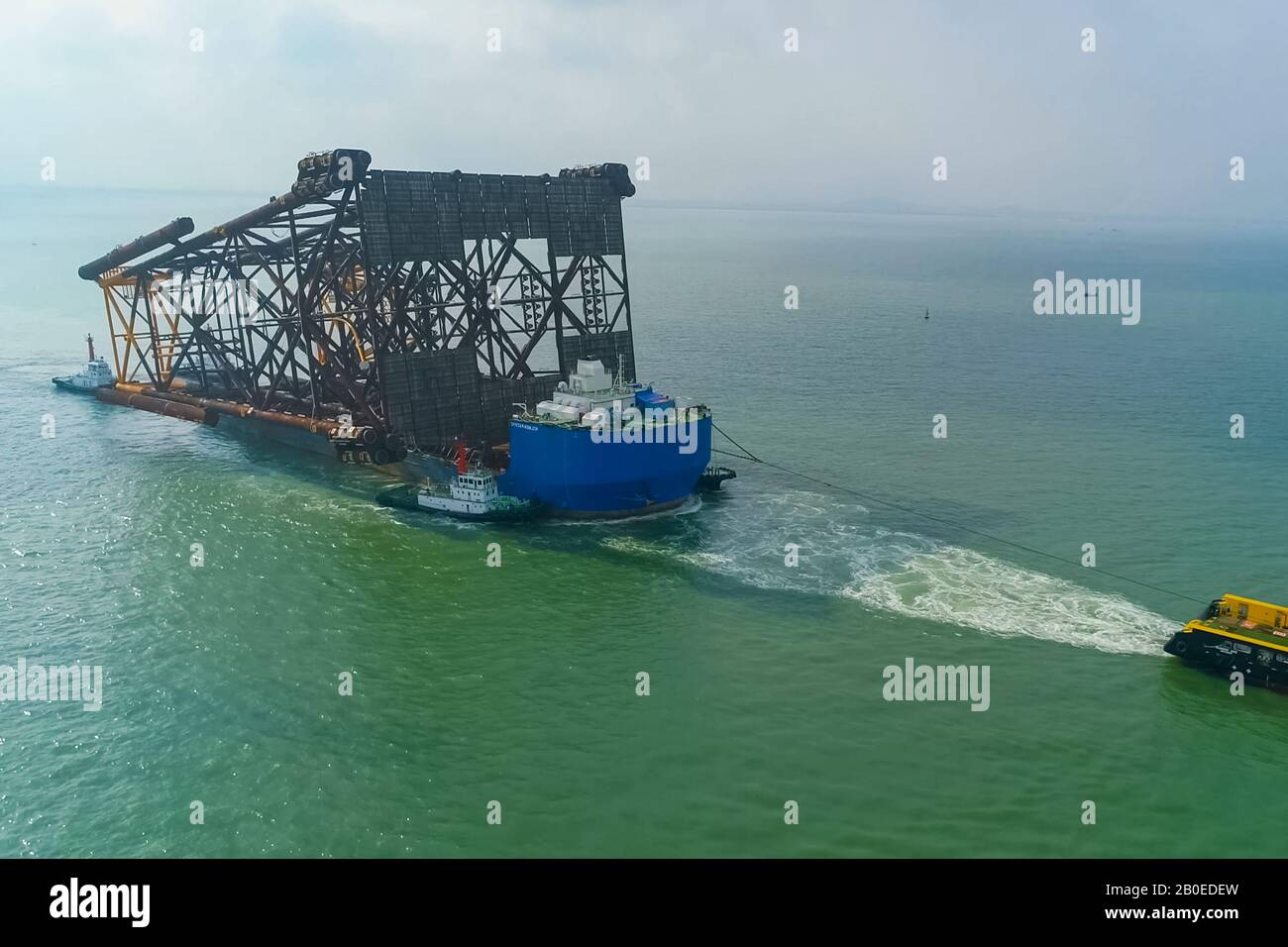 Riser installation hi-res stock photography and images - Alamy