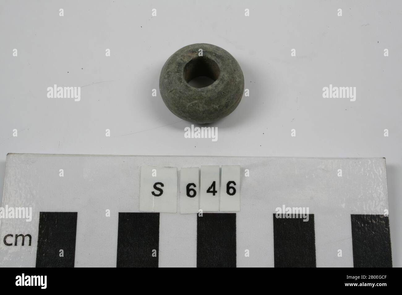 Disk shaped stone spindle hi-res stock photography and images - Alamy