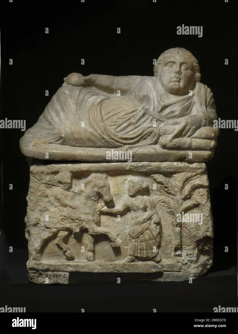 Classical antiquity, lid, alabaster, stucco, 28 cm, -200, -100, Italy ...