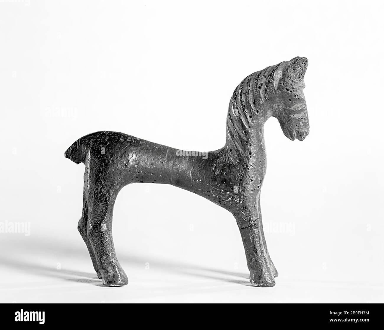Classical antiquity, animal figure, bronze, 5 x 4.8 x 1.8 cm, Location ...