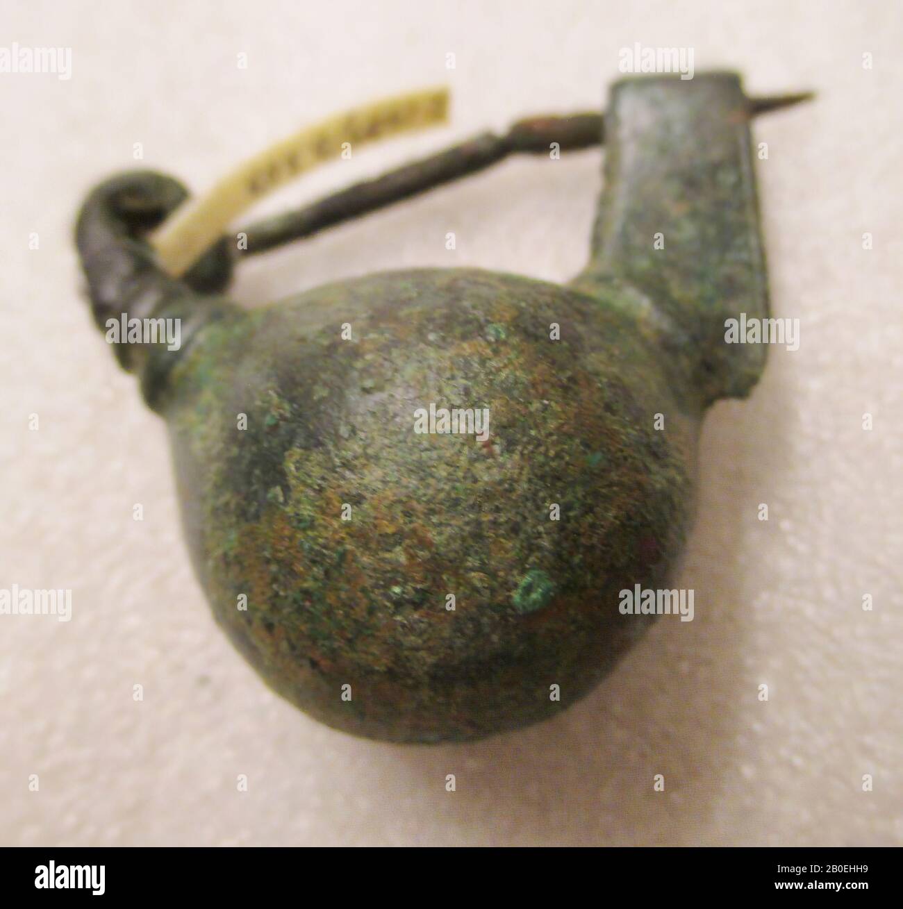 Classical antiquity, fibula, bronze, 3.7 x 4.4 cm, Location, Turkey ...