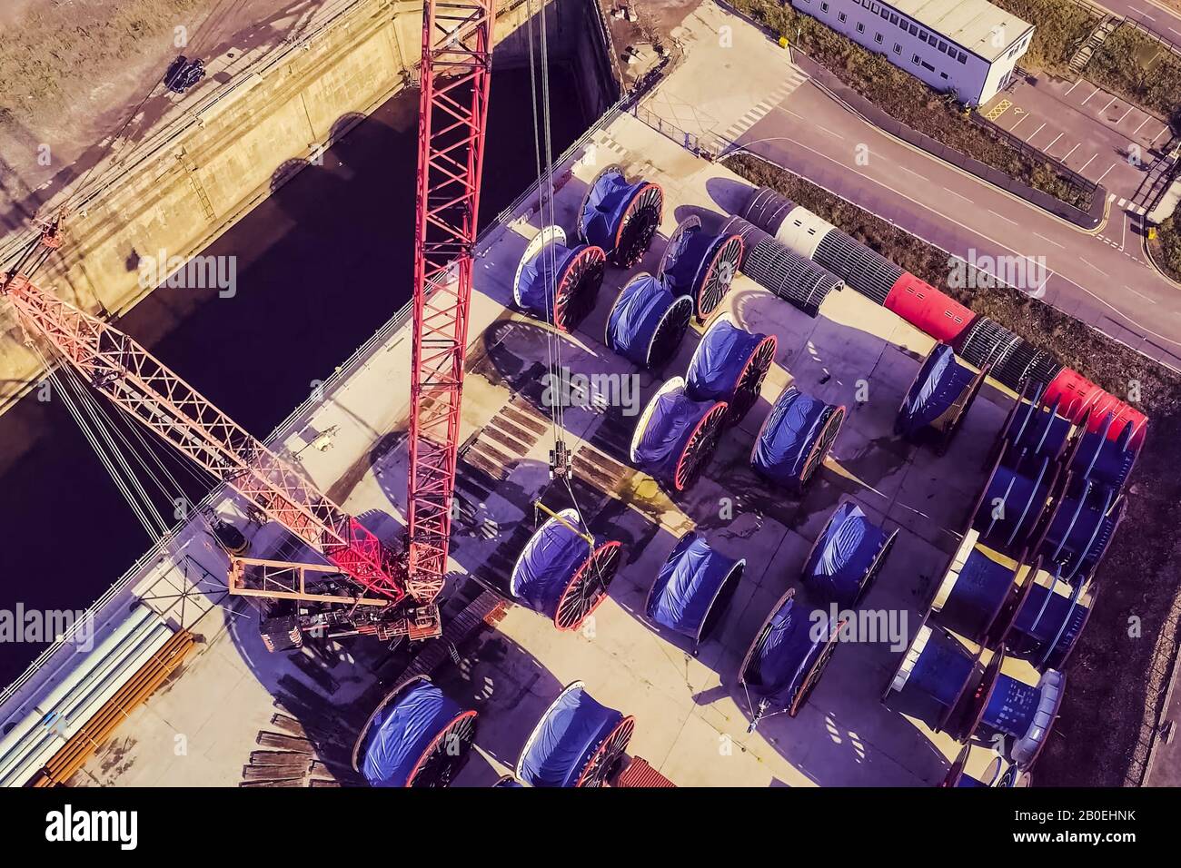 Cargo bays hi-res stock photography and images - Alamy