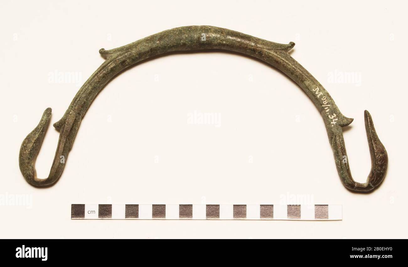 Bucket handle hi-res stock photography and images - Alamy