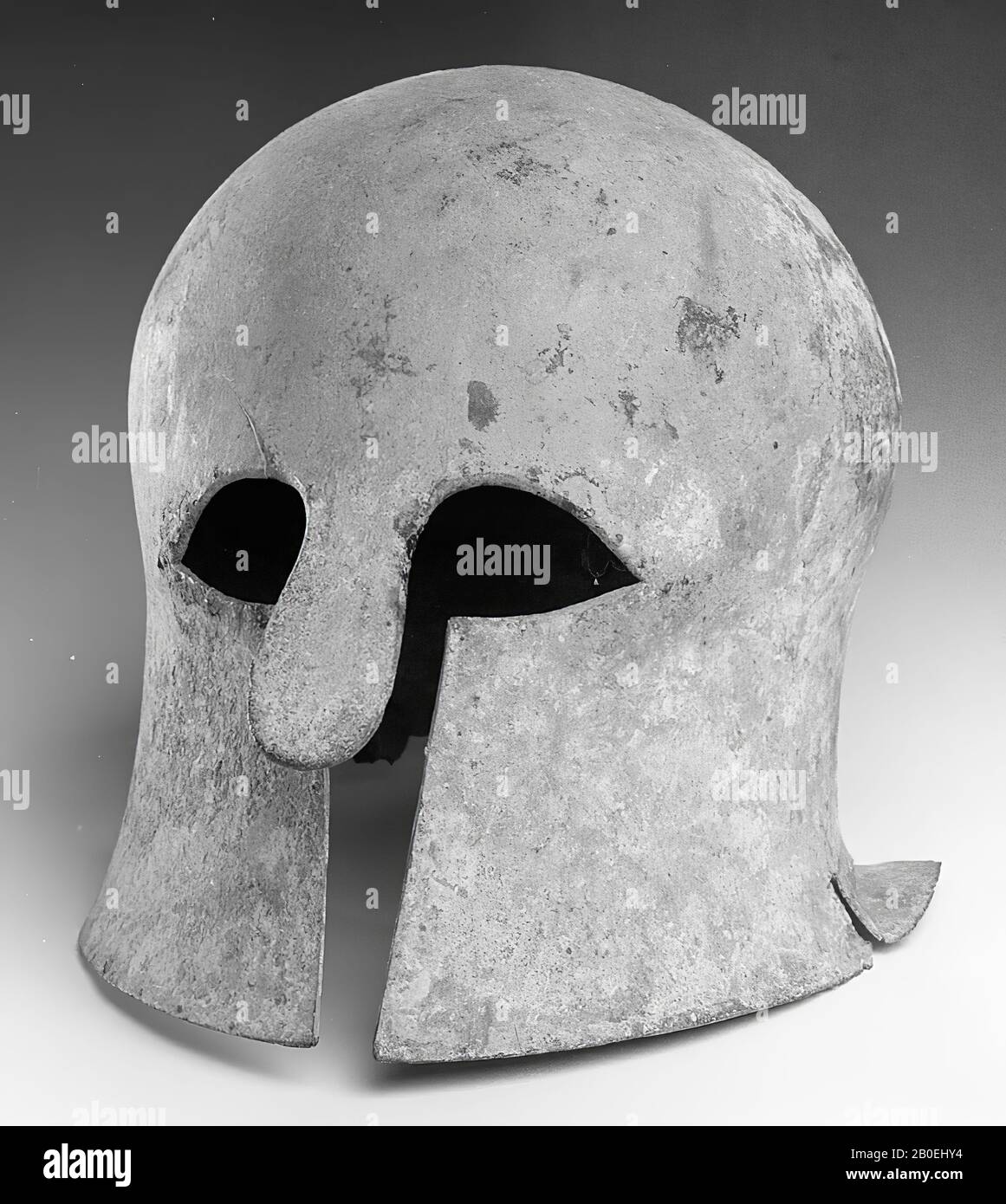 Antiquity helmet hi-res stock photography and images - Alamy