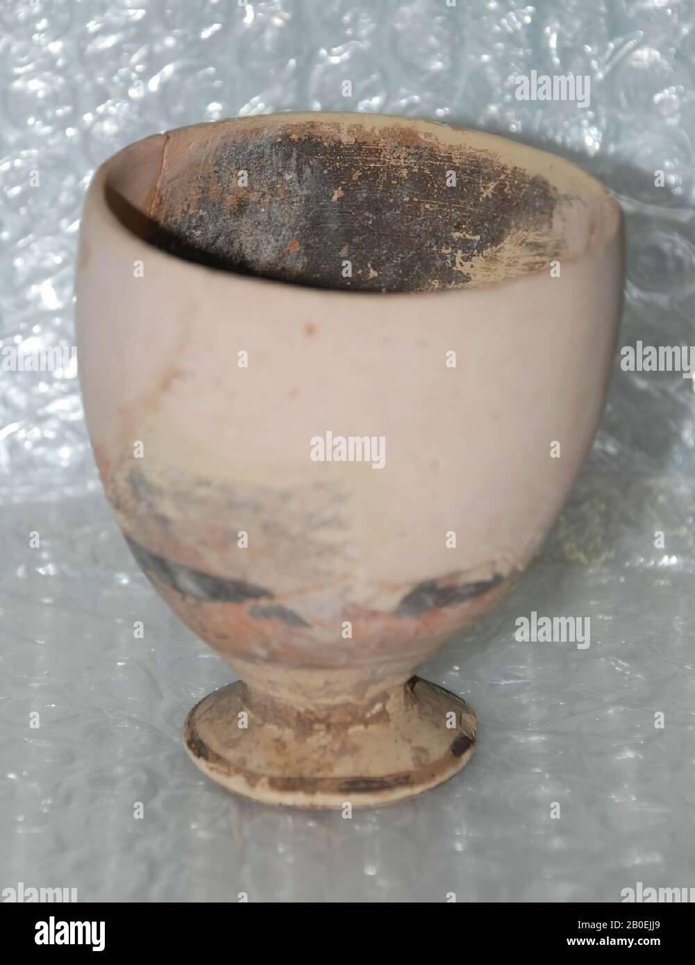 Coarse ware hi-res stock photography and images - Alamy