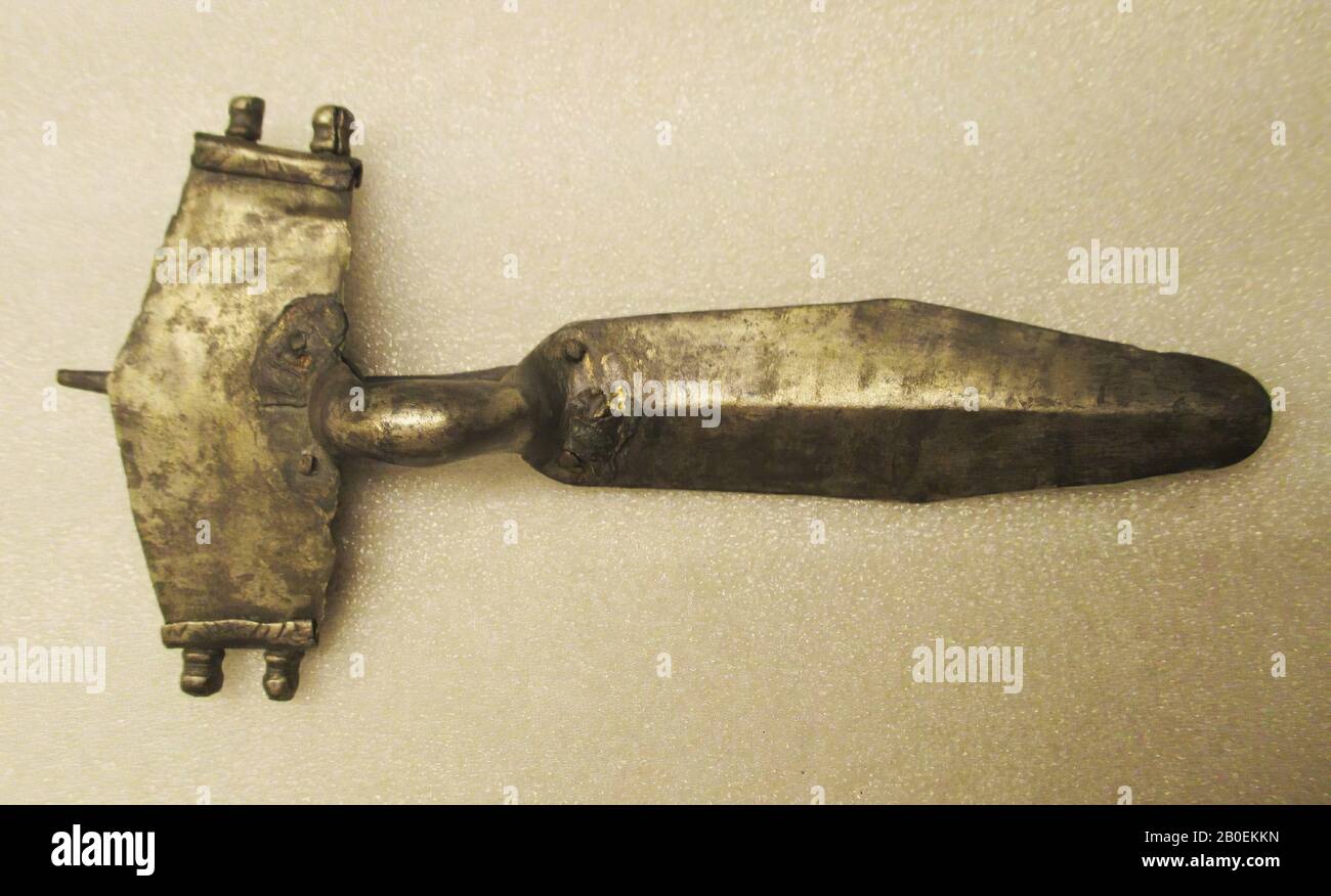 Fibula hi-res stock photography and images - Alamy