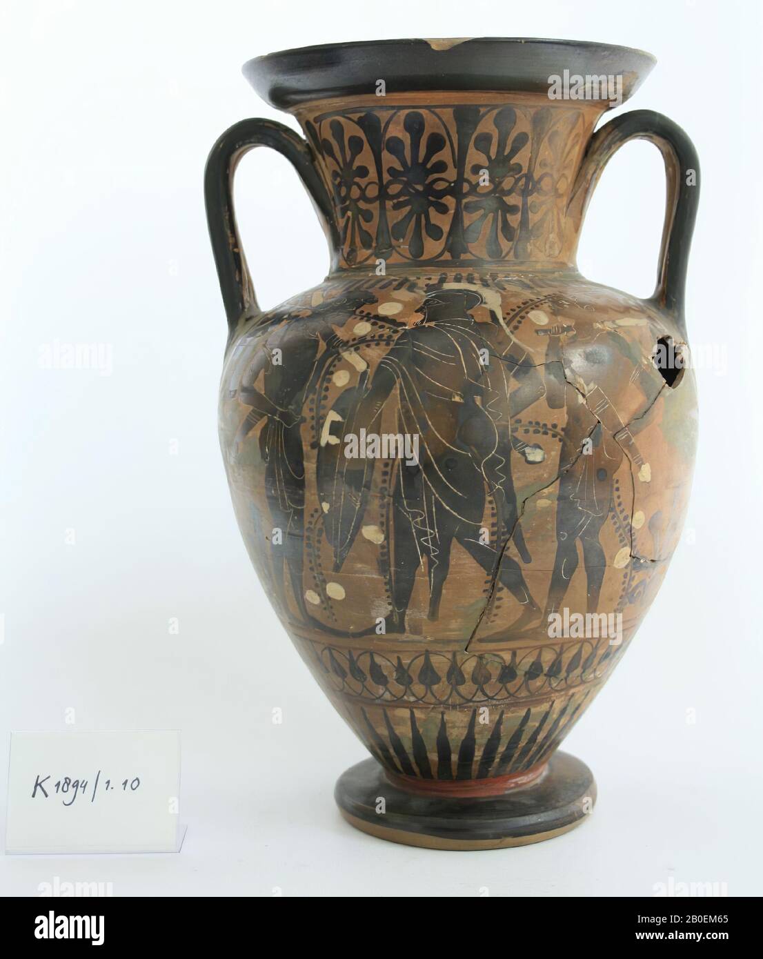 Attic black-figure neck-amphora. Red-line Painter. Decoration of A ...