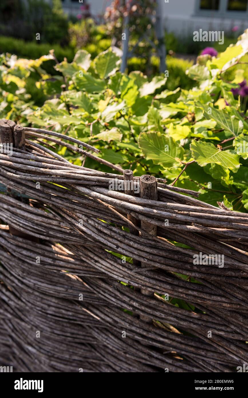 Traditional fencing hi-res stock photography and images - Alamy