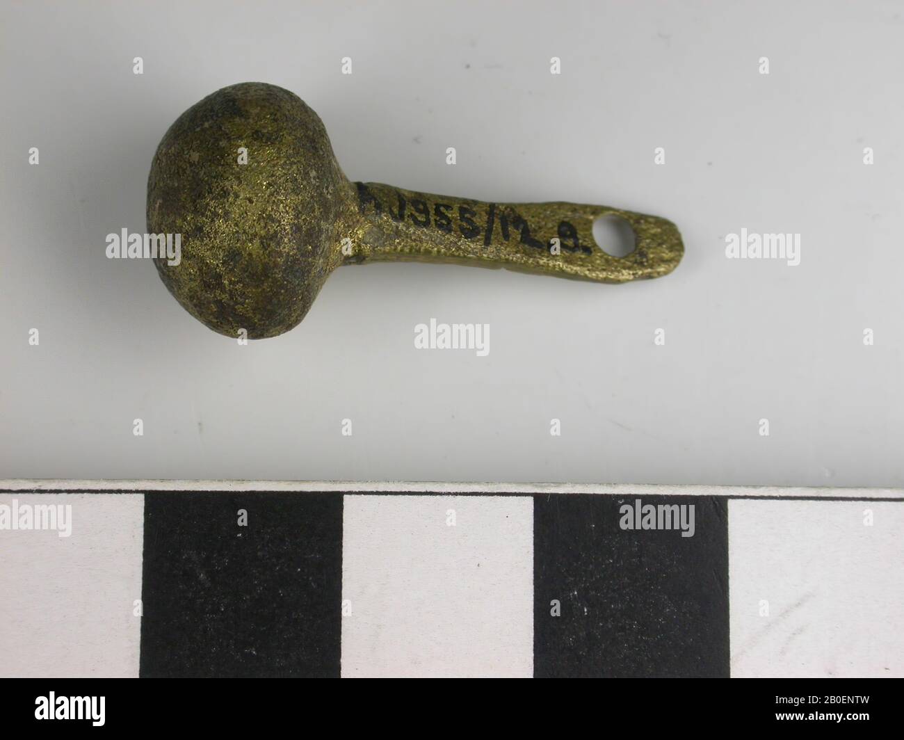 Bronze flap of a bell, clapper, metal, bronze, length: 2,8 cm, roman 1 ...