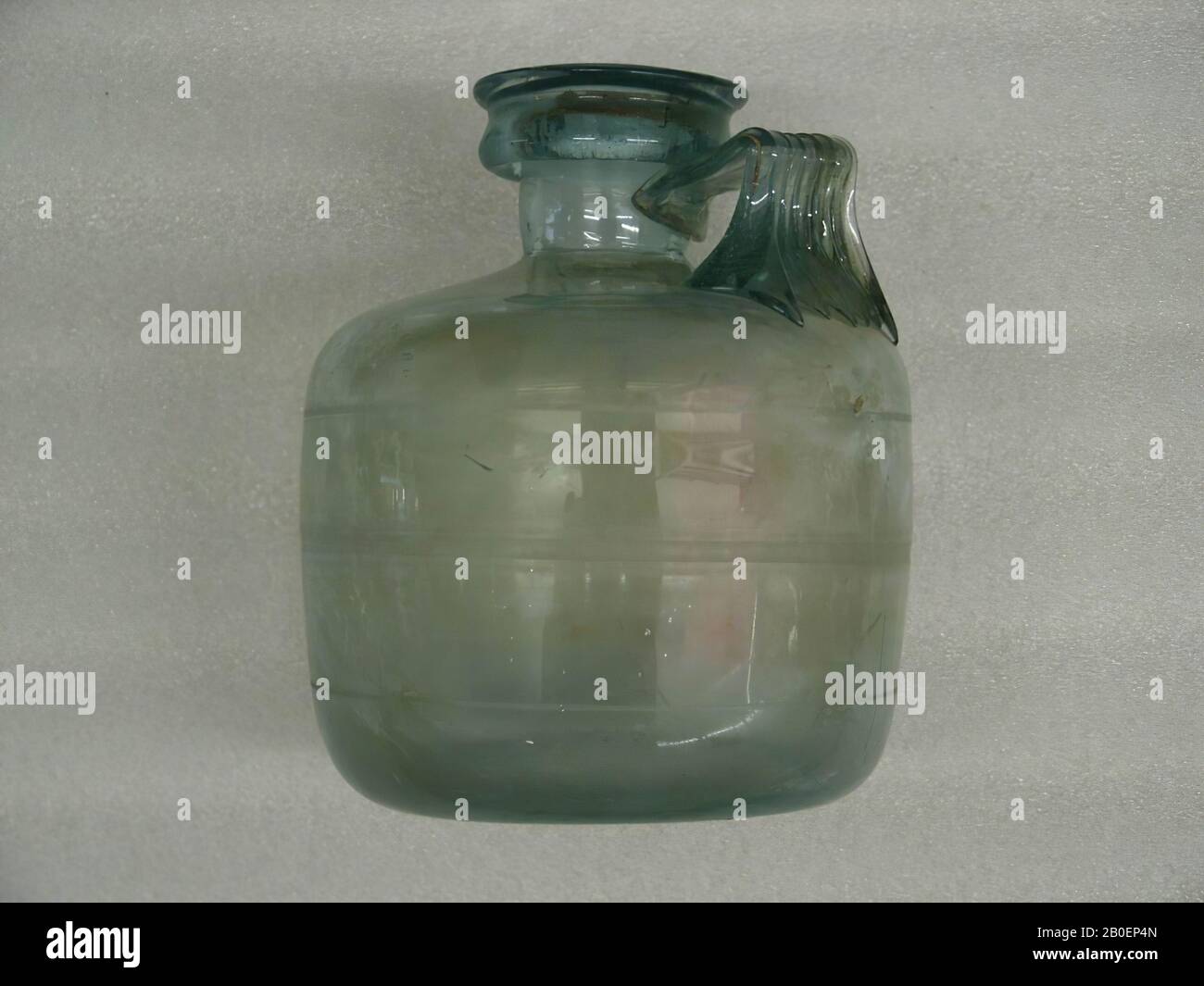10 time hi-res stock photography and images - Alamy