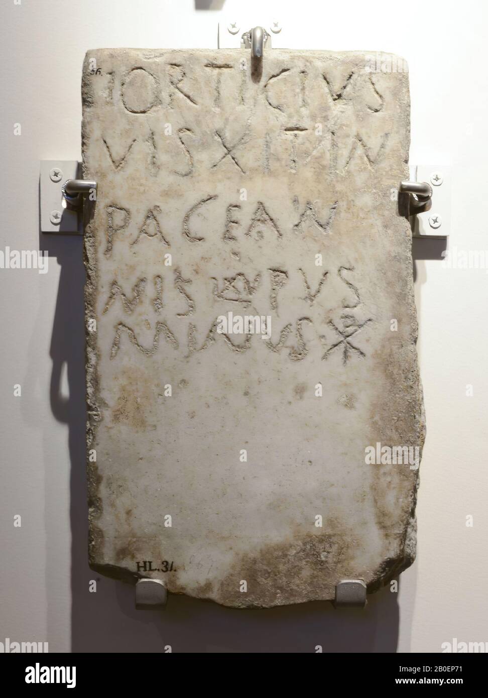 36 22 5 cm hi-res stock photography and images - Alamy