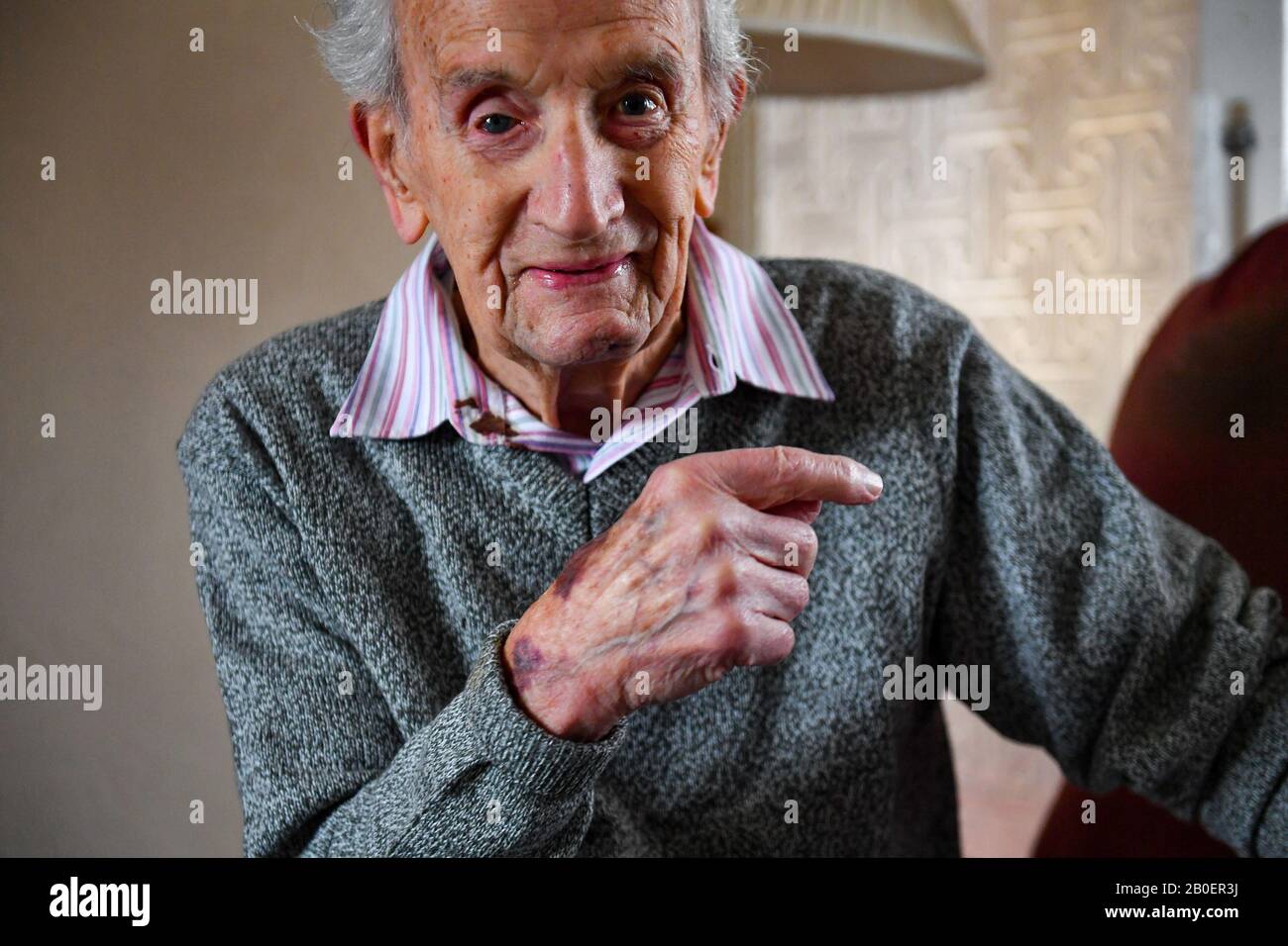 John cox 102 home hi-res stock photography and images - Alamy