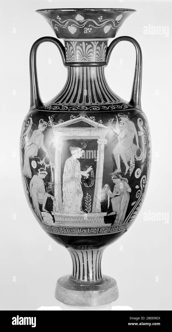 Apulian red figure neck amphora hi-res stock photography and images - Alamy