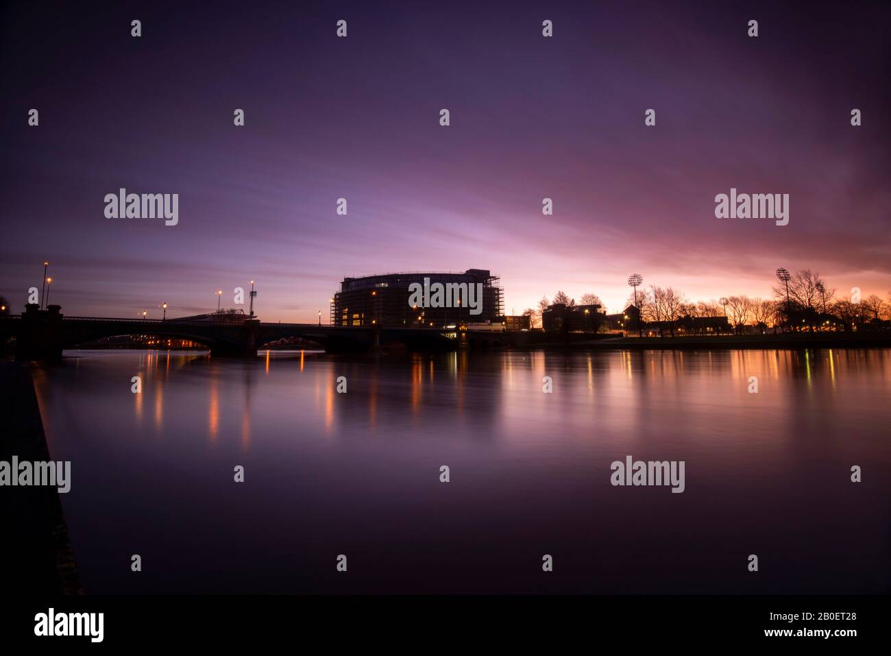 Sunrise on the River Trent at Victoria Embankment in Nottingham ...