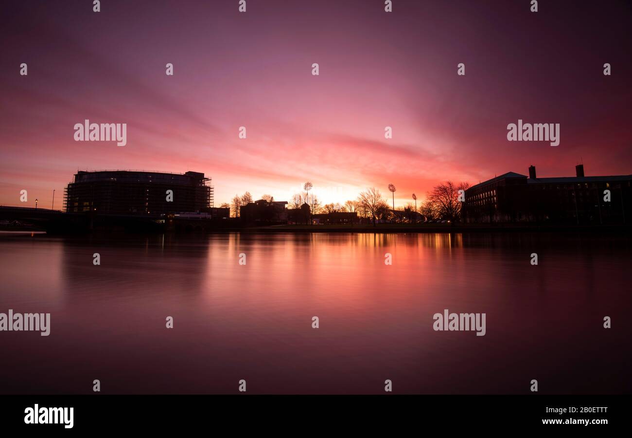 Sunrise on the River Trent at Victoria Embankment in Nottingham ...