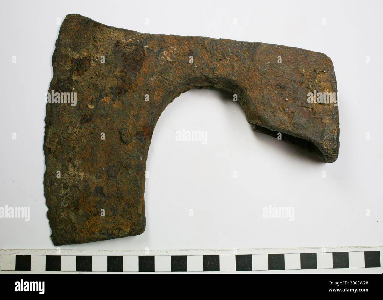 Medieval ax hi-res stock photography and images - Alamy