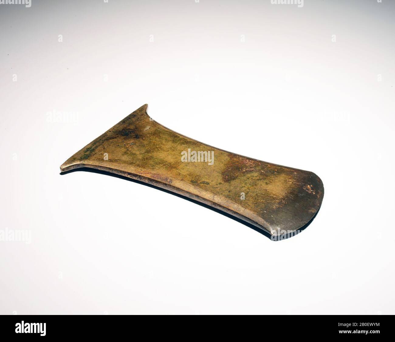 sculptor's ax, ax, sculptor's ax, bronze, length: 13.6 cm, New Kingdom ...