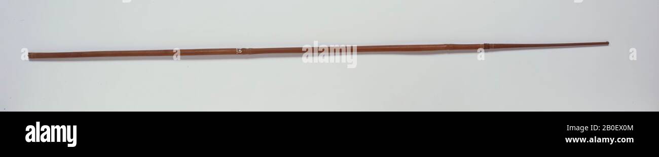 Egypt, arrow, reed, wood, flint, length 77.8 cm, New Empire, Egypt ...