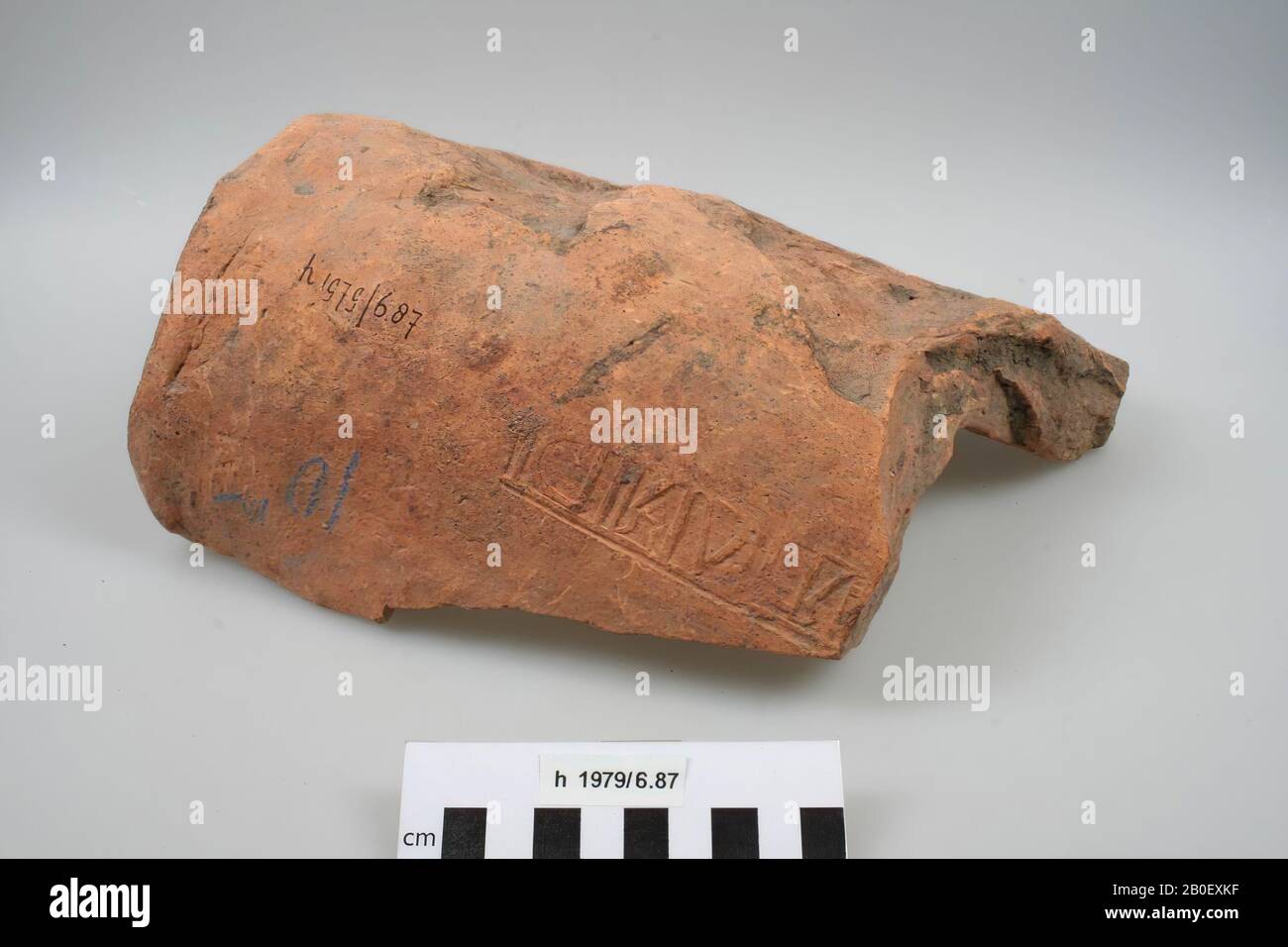 18 9 27 5 cm hi-res stock photography and images - Alamy