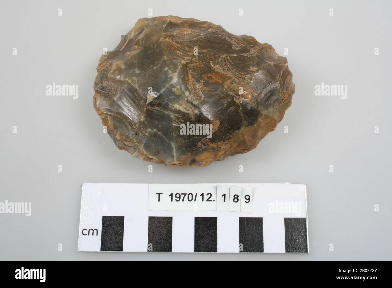 Flint tool, tool, stone, flint, 8,9 x 7,4 x 2,8 cm, prehistoric ...