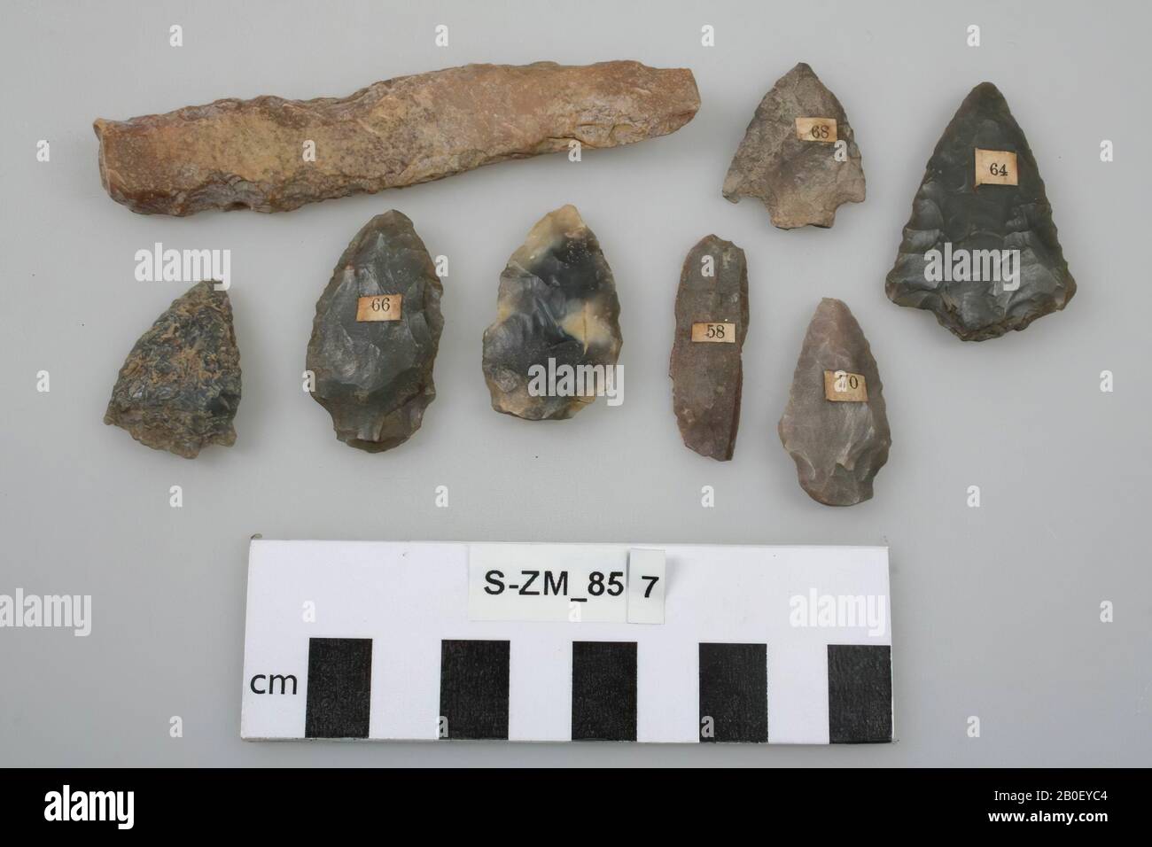 53 2 70 8 cm hi-res stock photography and images - Alamy