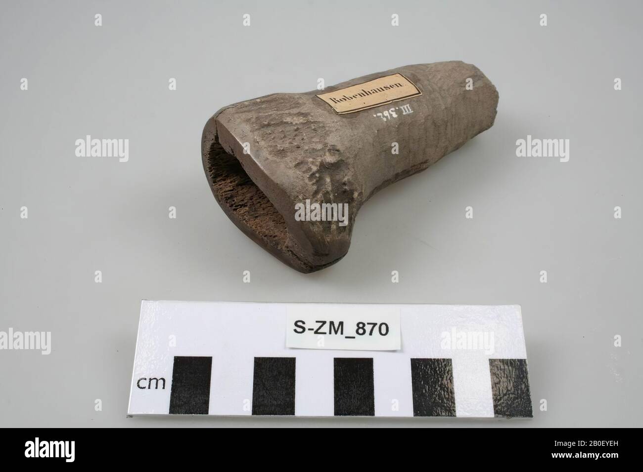 Longitudinal Direction Of A Cylinder