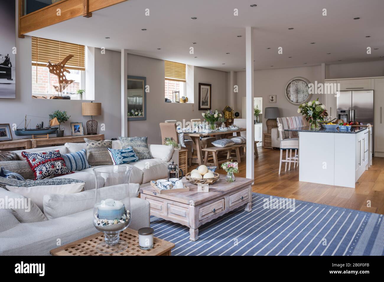 Rug and model hi-res stock photography and images - Alamy