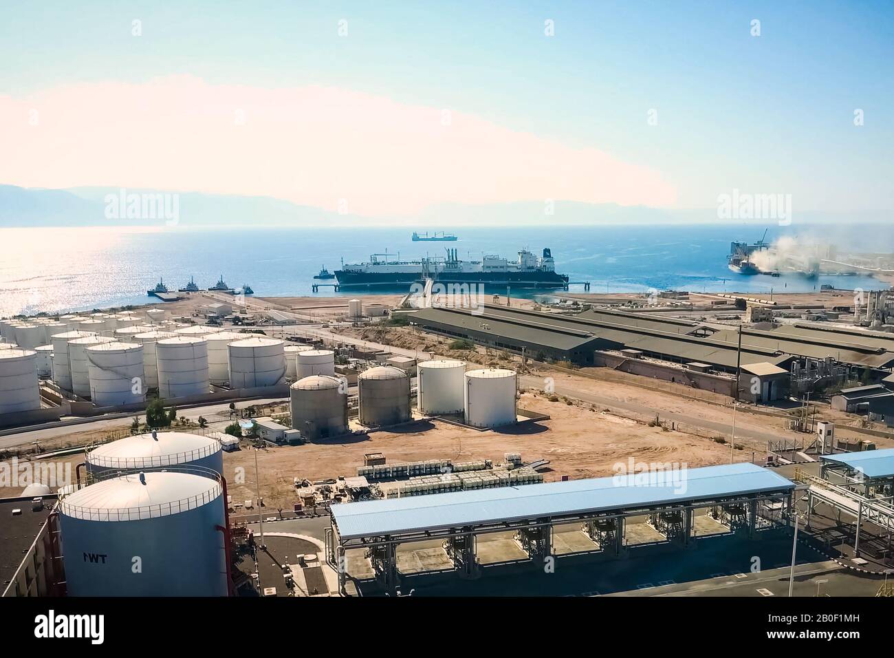 View of oil reservoirs hi-res stock photography and images - Alamy