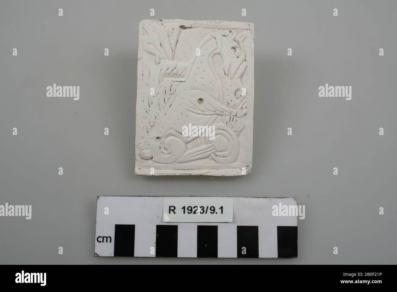Plaster cast of relief, casting, relief, plaster, 7,7 x 5,9 x 0,8 cm ...
