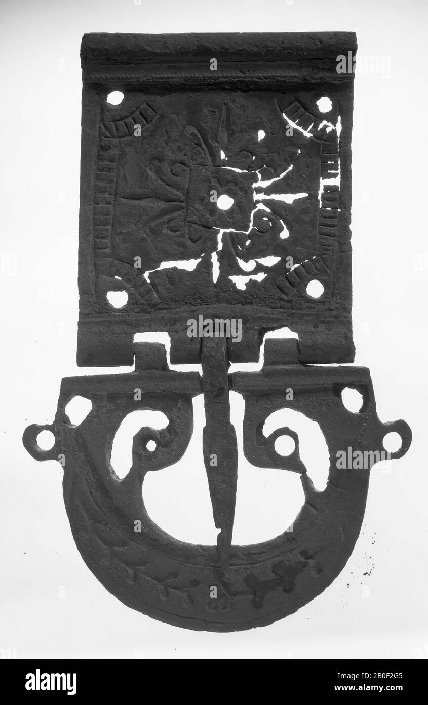 Cingulum clasp hi-res stock photography and images - Alamy