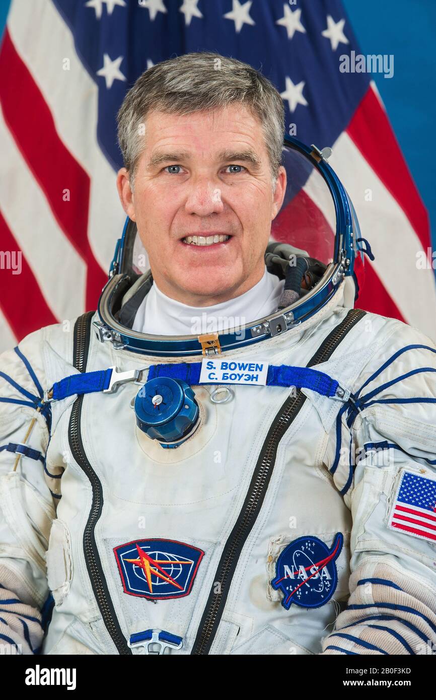 Nasa astronaut steve bowen hi-res stock photography and images - Alamy