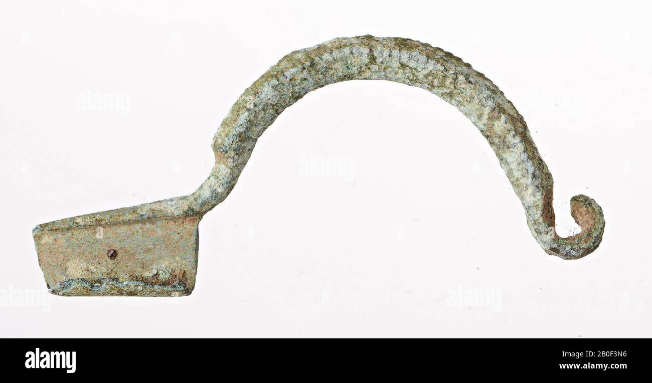 fibula, metal, bronze, roman, Netherlands, Limburg, Maastricht, Heer ...