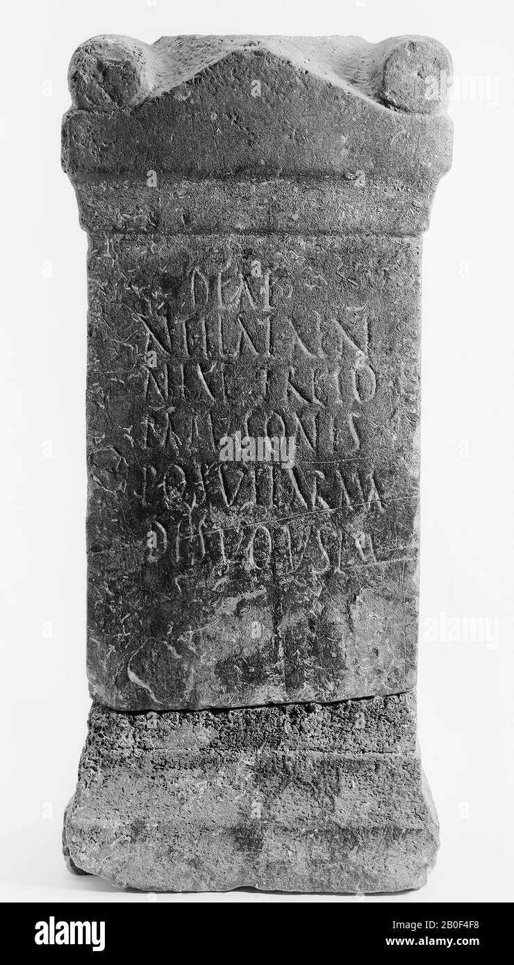 42 5 x 19 x 13 5 cm hi-res stock photography and images - Alamy