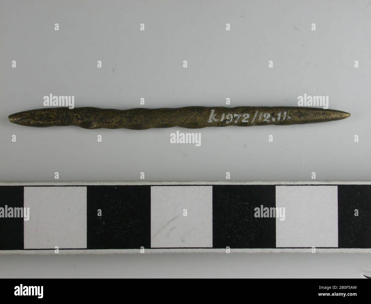 Bronze twisted rod hi-res stock photography and images - Alamy