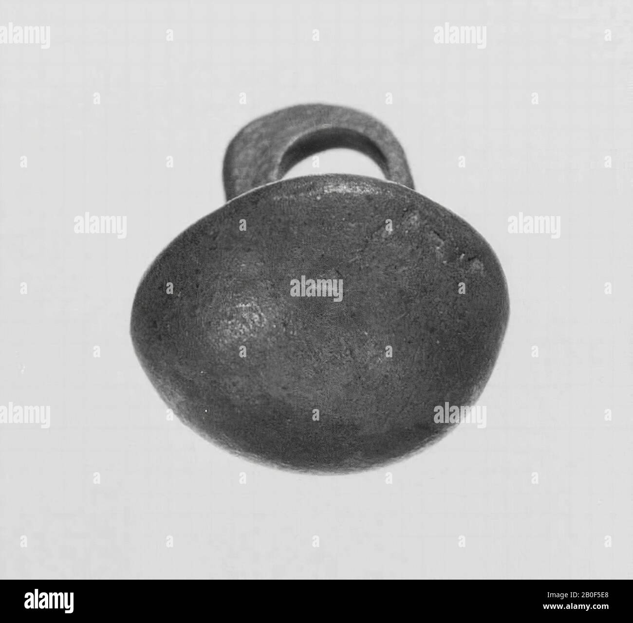 Bronze hemispherical solid knot hi-res stock photography and images - Alamy