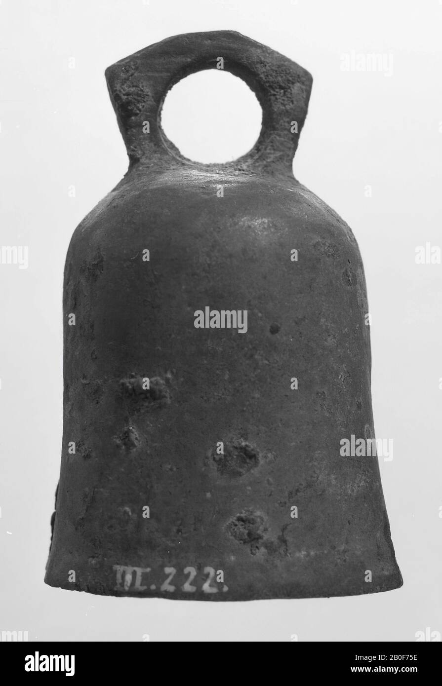 Cylinder shaped bronze bell hi-res stock photography and images - Alamy