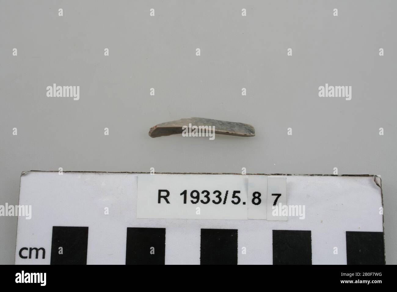 Flint tool., Tool, stone, flint, 3 x 0,7 x 1 cm, prehistory, France ...