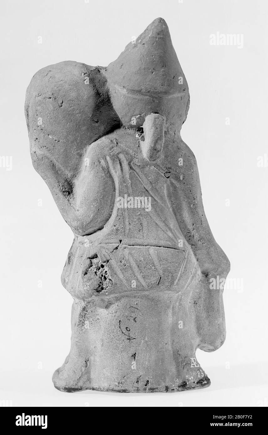 market trader, standing, votive statue, terracotta, 17,3 cm, Greco ...