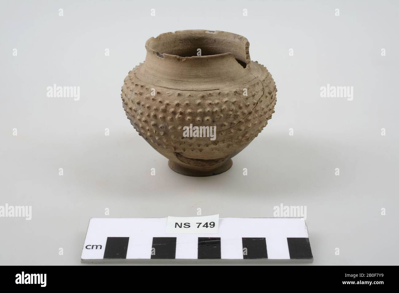 Roman fire place hi-res stock photography and images - Alamy