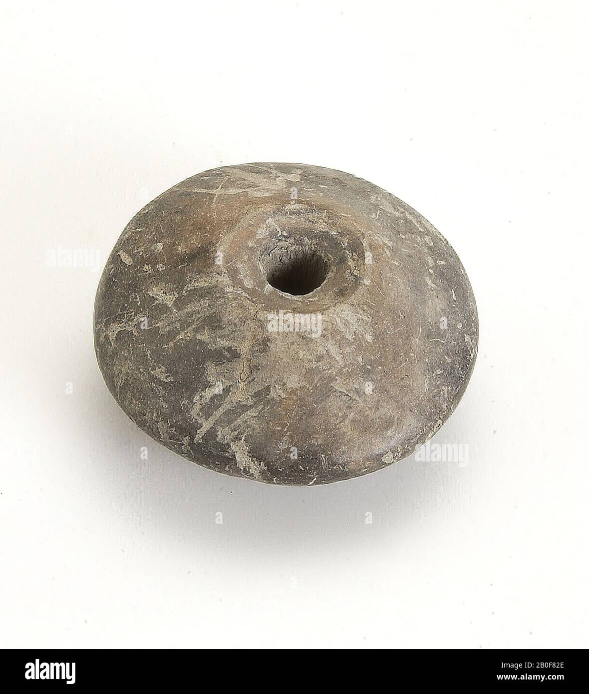 conical spider, spider stone, pottery, organic, bone, 1,7 x 3,2 cm, 15 ...