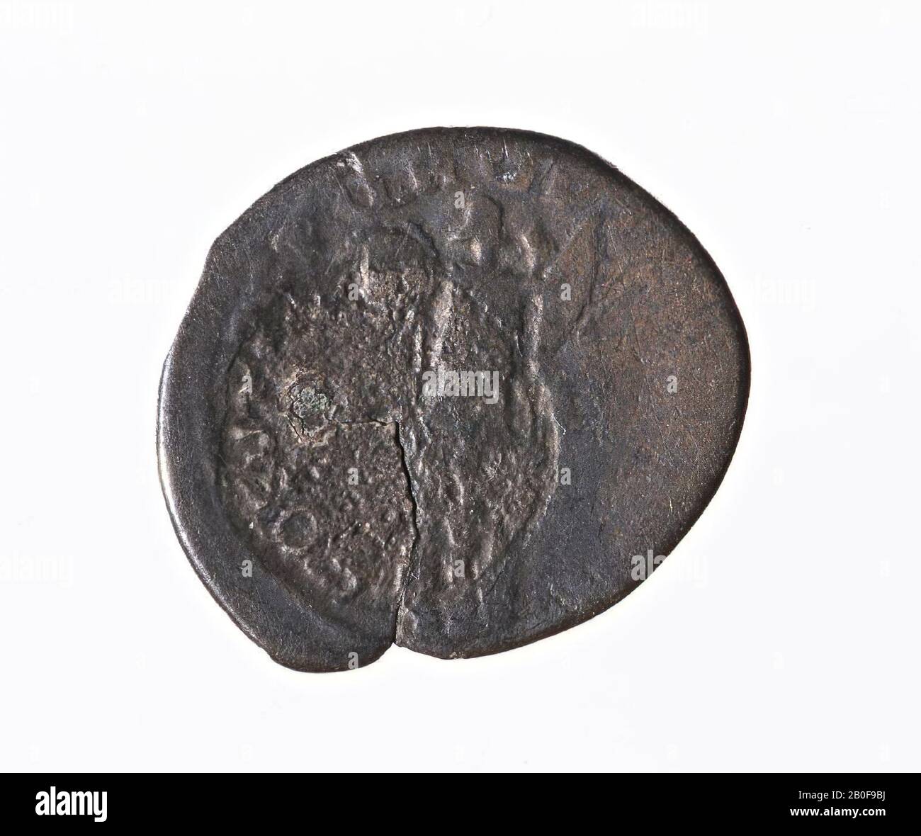 Roman shield oval hi-res stock photography and images - Alamy