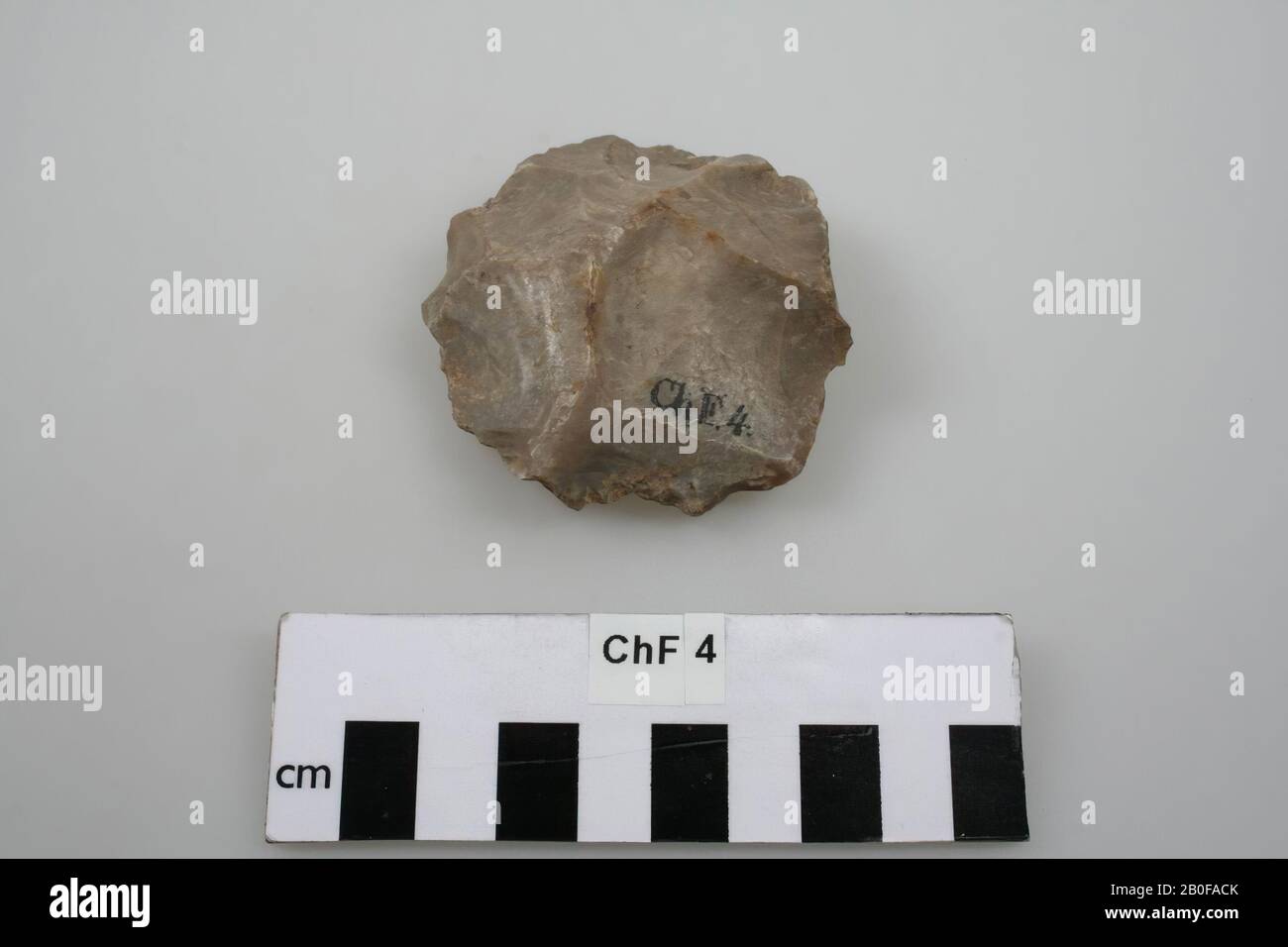 Pendulum stone, flint, slingstone, stone, flint, 6,5 x 6,5 x 2 cm ...