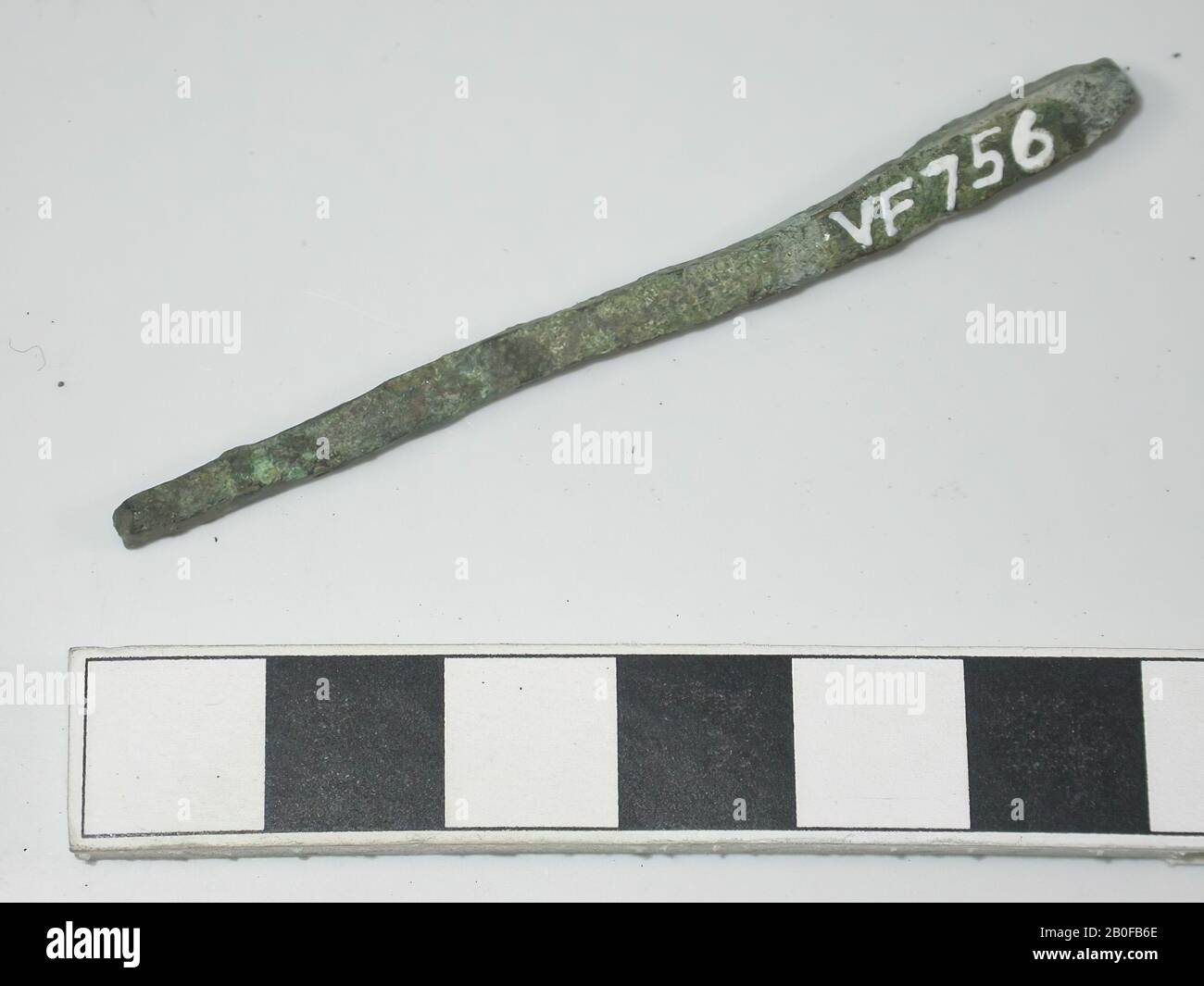 Stift or nail without head, pin, metal, bronze, length: 6.5 cm, roman ...
