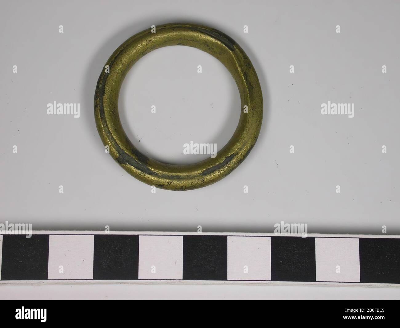 Copper ring, ring, metal, copper, roman 15-250, Netherlands, Utrecht ...