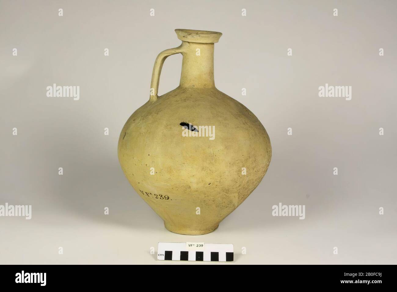 Excavation material, fragment, pottery, roman, the Netherlands, Utrecht ...
