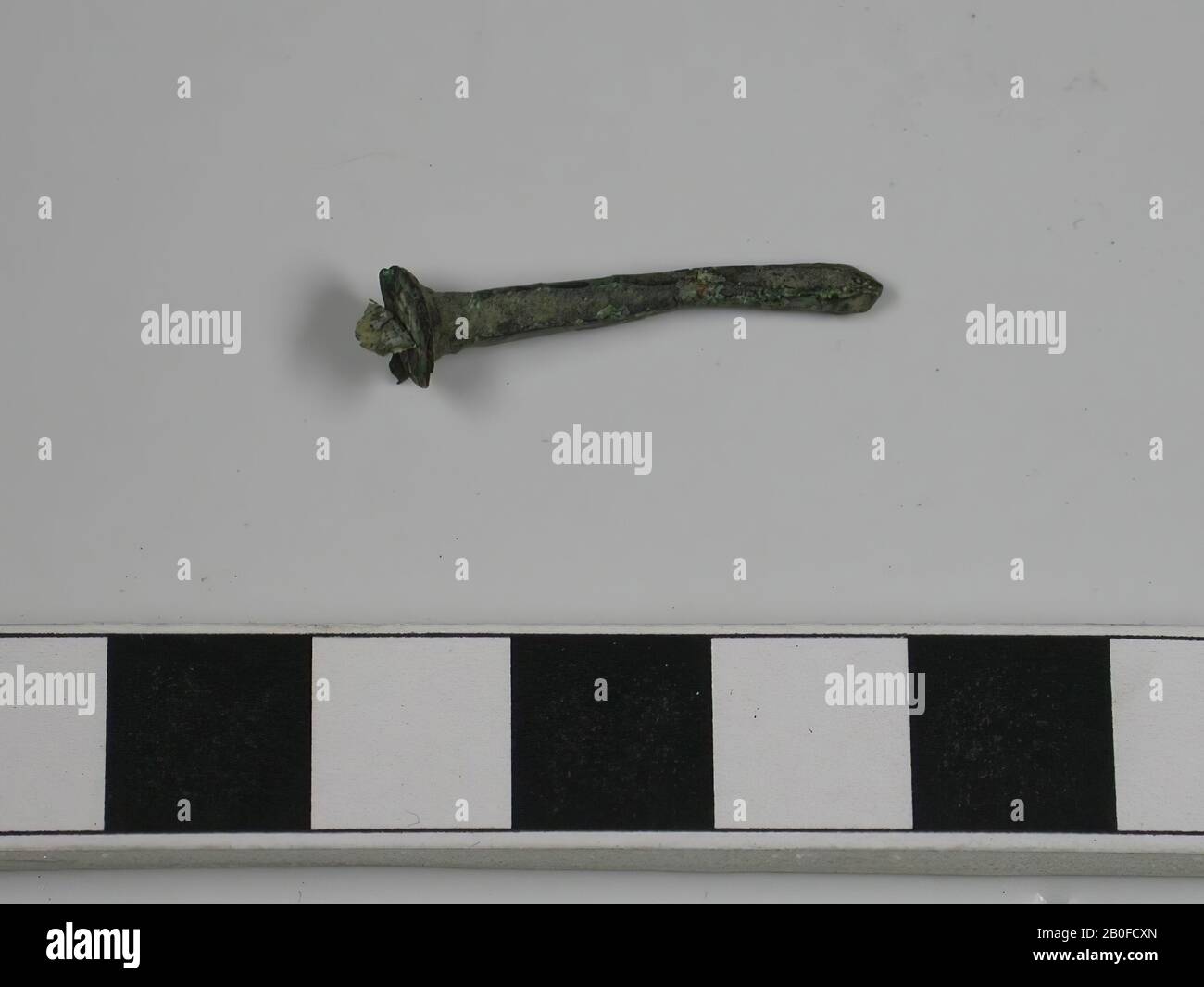 fibula, metal, bronze, roman, Netherlands, Utrecht, Bunnik, Vechten ...
