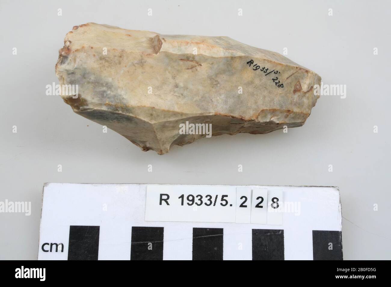 Ancient Europe, tool, stone, flint, 8.6 x 5 x 4.1 cm, prehistory ...